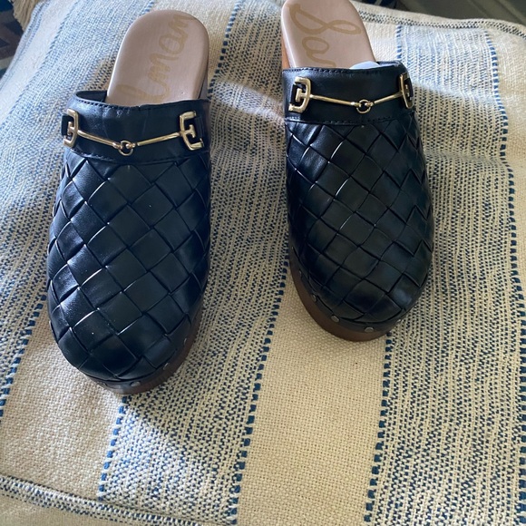 Sam Edelman | Shoes | Sam Edelman Leather Weave Round Toe Clogs 8 M ...